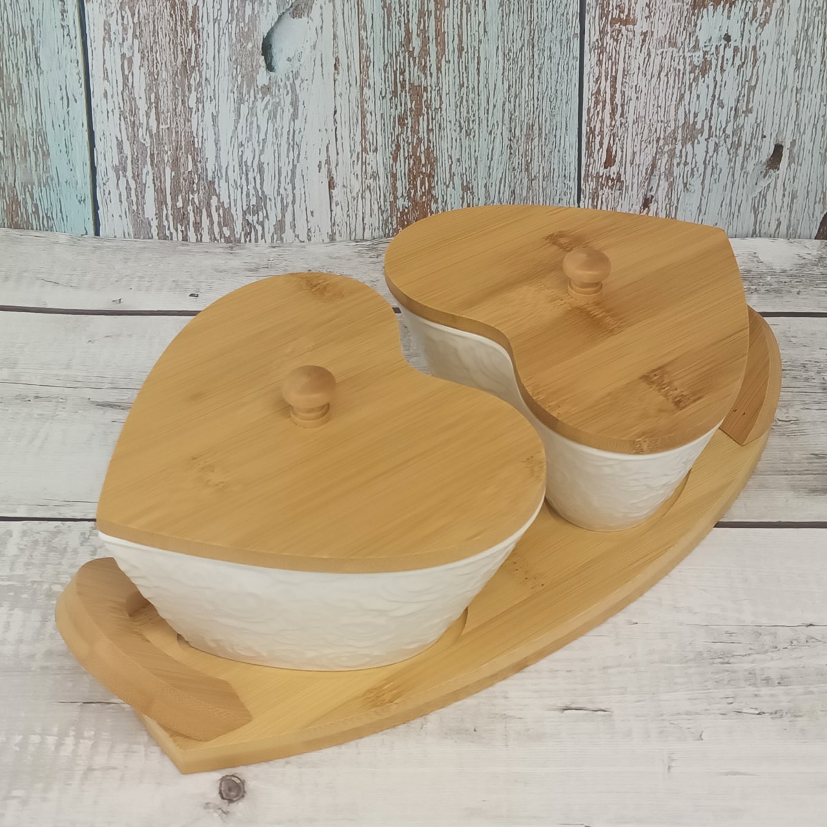 Heart shape ceramic bowls with lids & tray | Bits and Bobs UK